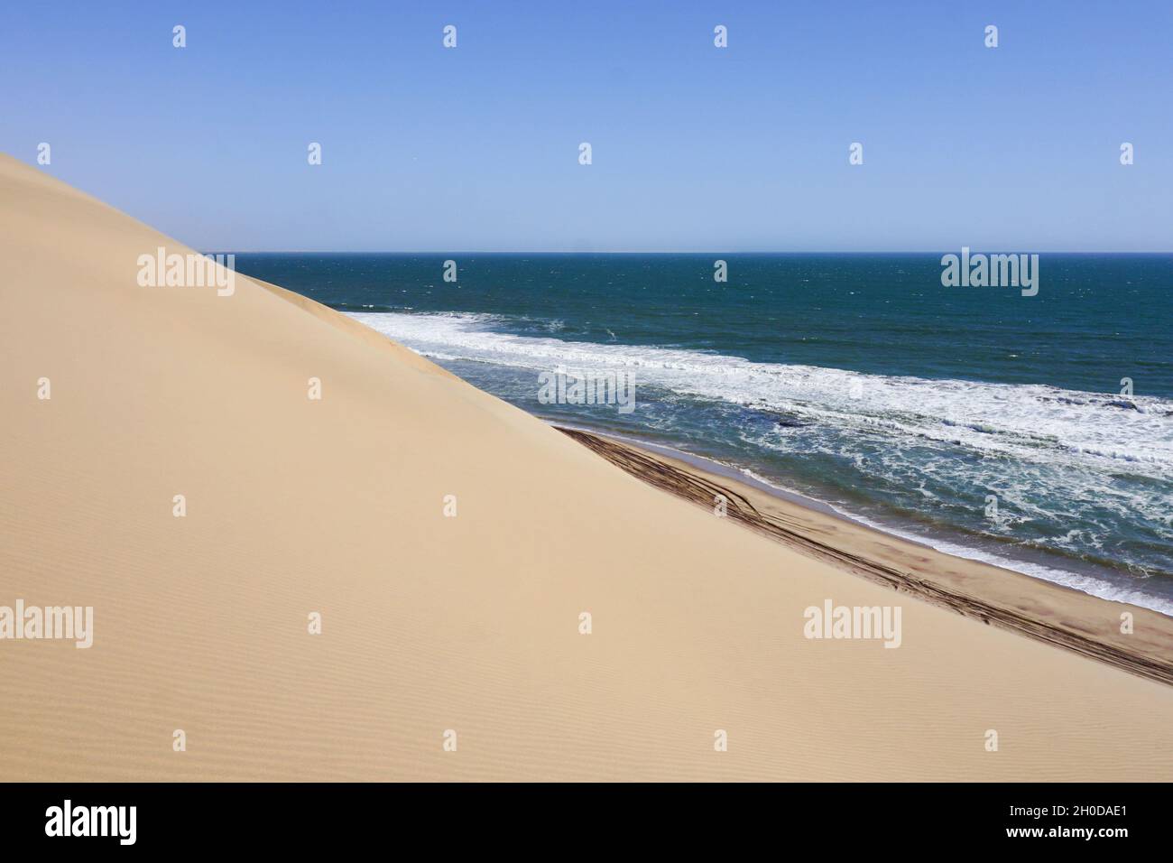 Sandwich Harbour, Coastal Desert, Namibia, Africa Stock Photo - Alamy