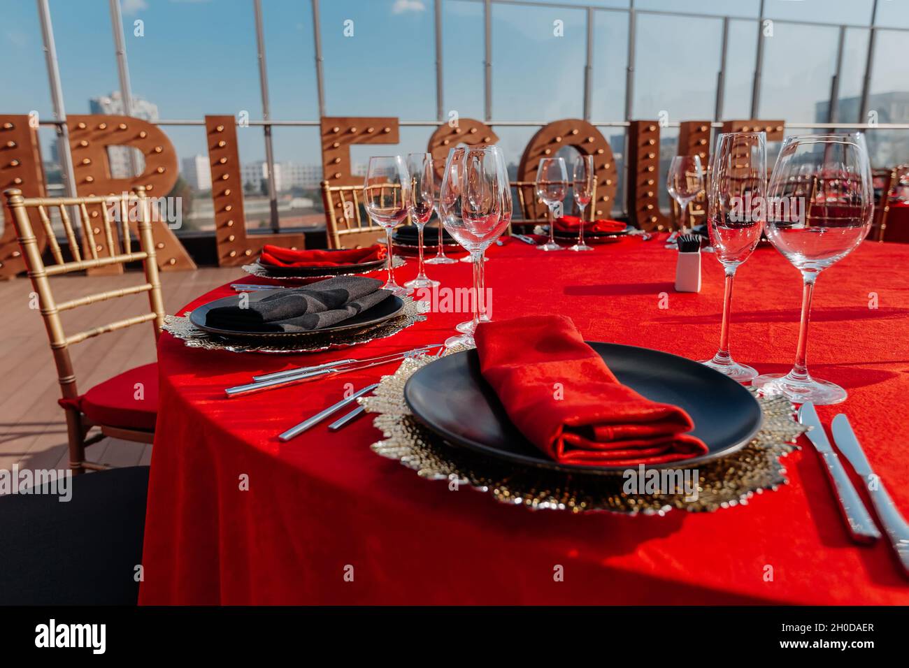 Luxury dinner hi-res stock photography and images - Alamy