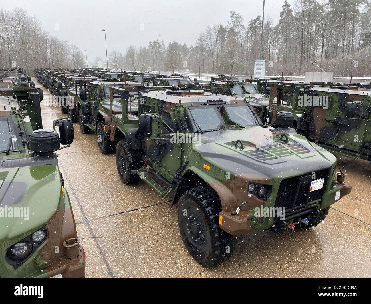 U.S. Army Soldiers assigned to the 2d Cavalry Regiment (2CR) receive ...