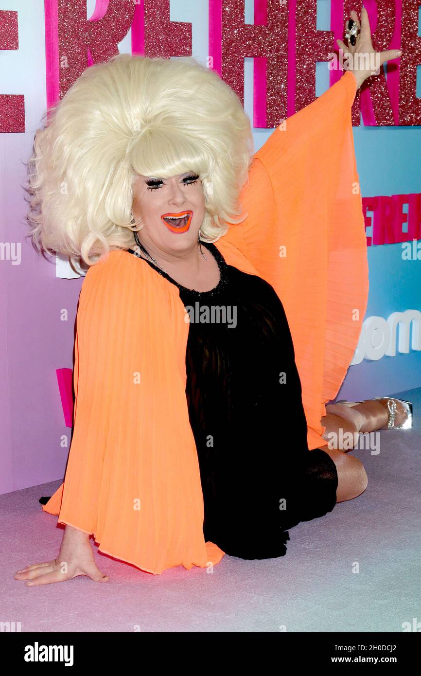 Lady bunny hi-res stock photography and images - Alamy