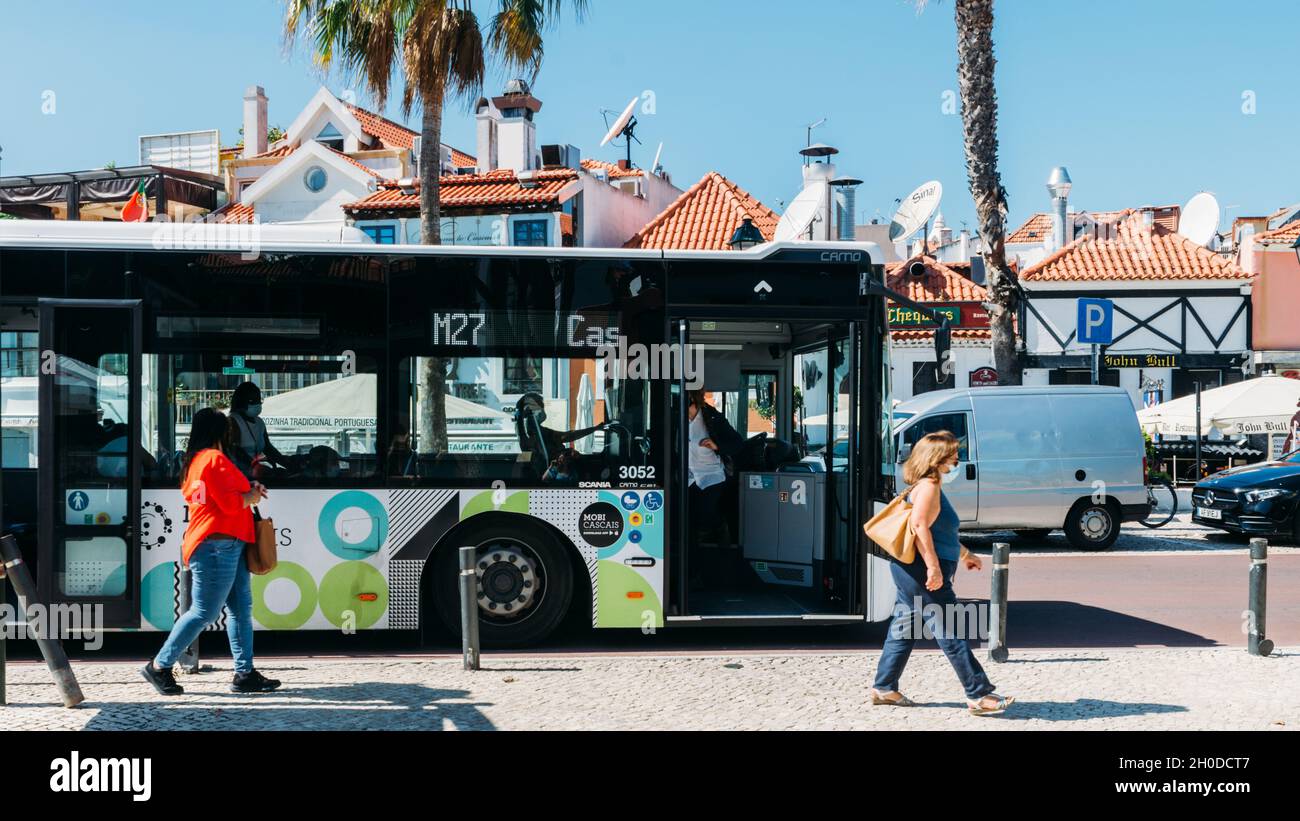 Cascais bus station hi-res stock photography and images - Alamy