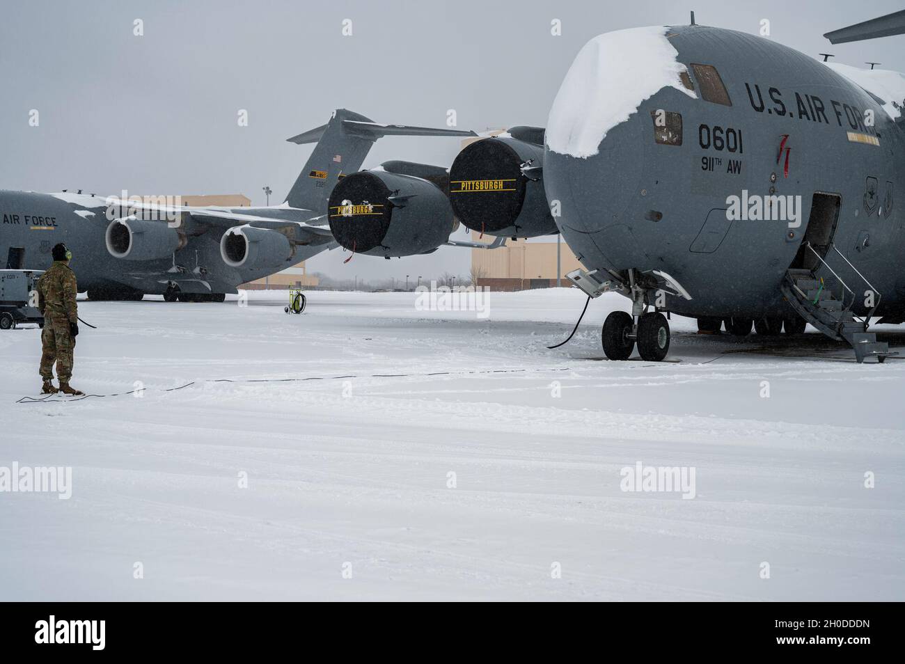 Senior Airman Evan Henry, 911th Aircraft Maintenance Squadron crew ...