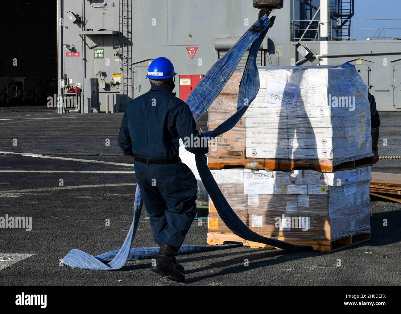 Palleted goods hi-res stock photography and images - Alamy