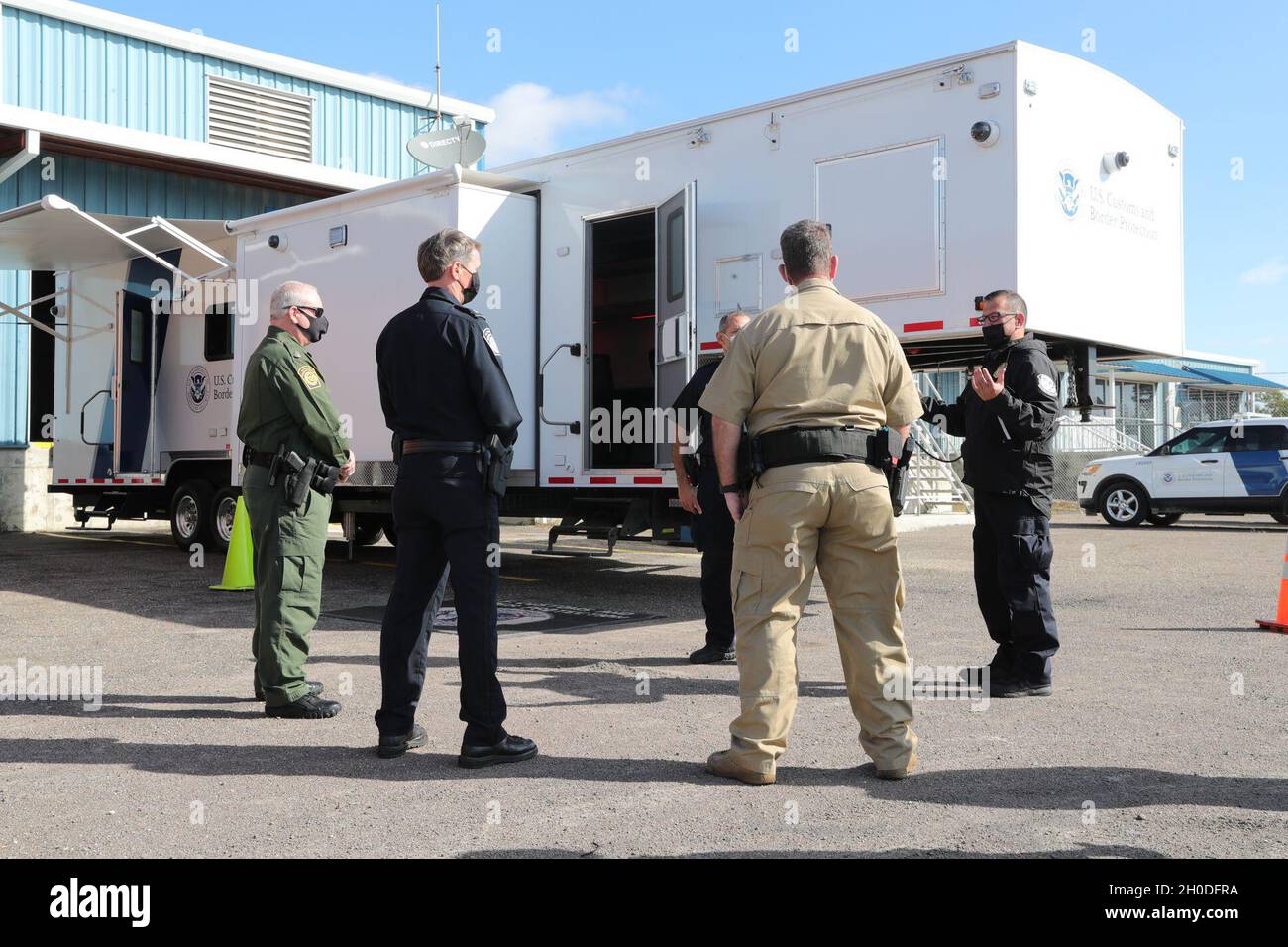 U.S. Customs and Border Protection on-scene leadership receive ...