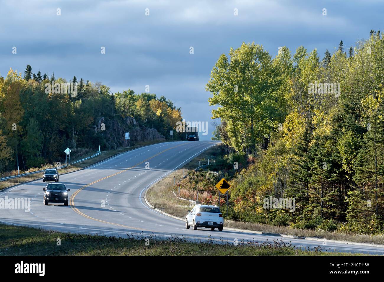 Indian forest roads hi-res stock photography and images - Alamy