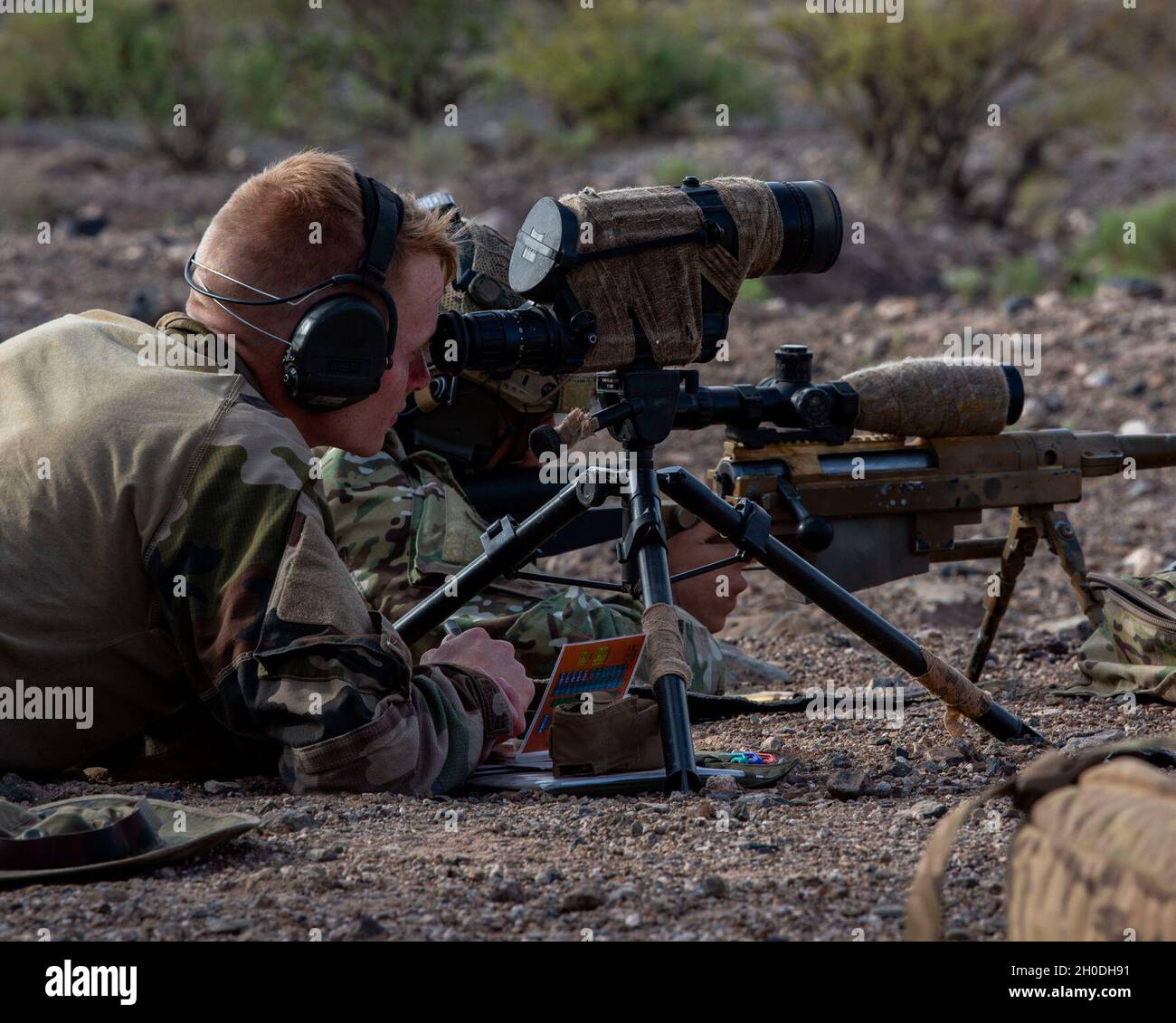 U.S. Army Soldiers assigned to the East Africa Response Force (EARF ...