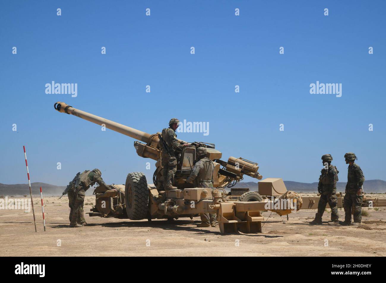 U.S. Army Soldiers assigned to the East Africa Response Force (EARF) in ...