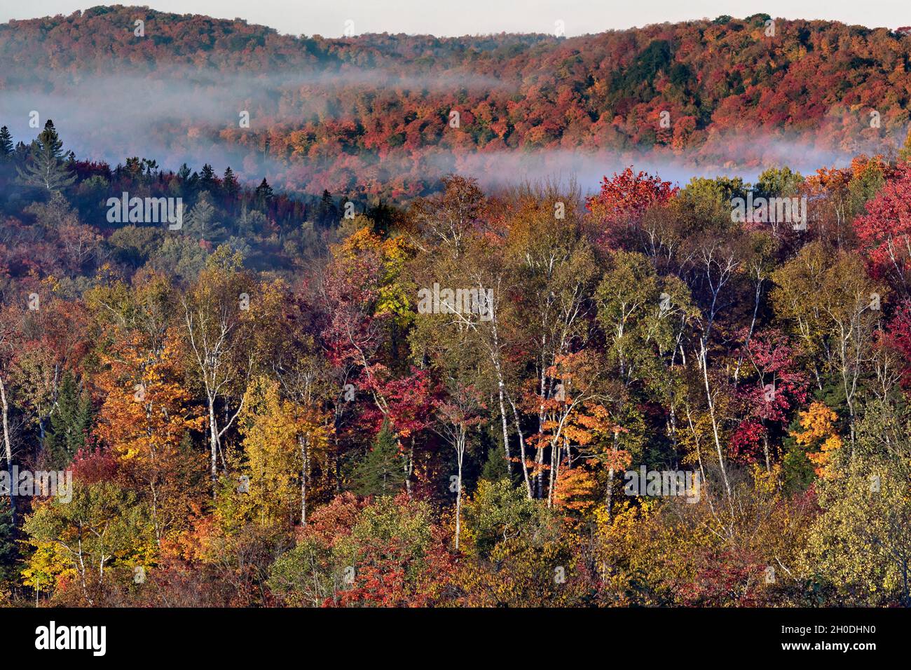Indian summer canada hi-res stock photography and images - Alamy