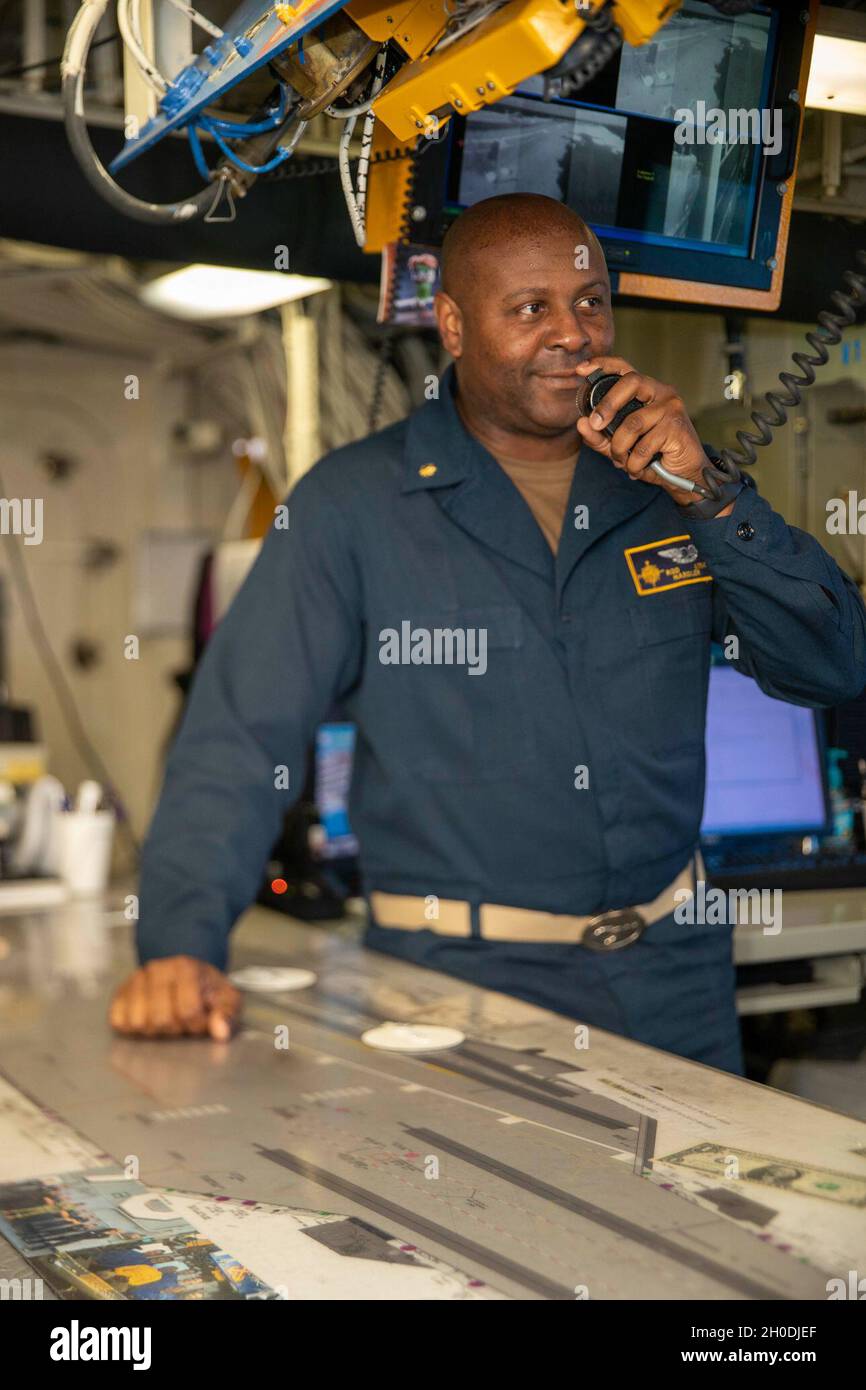 Cmdr. Rodney King, USS Gerald R. Ford’s (CVN 78) handler, announces ...