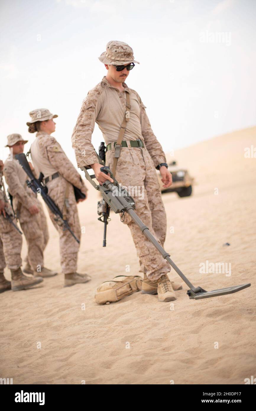 Combat metal detector hi-res stock photography and images - Alamy