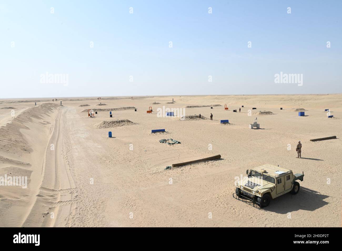 U.S. Marines with Alpha Company, Battalion Landing Team 1/4, 15th ...
