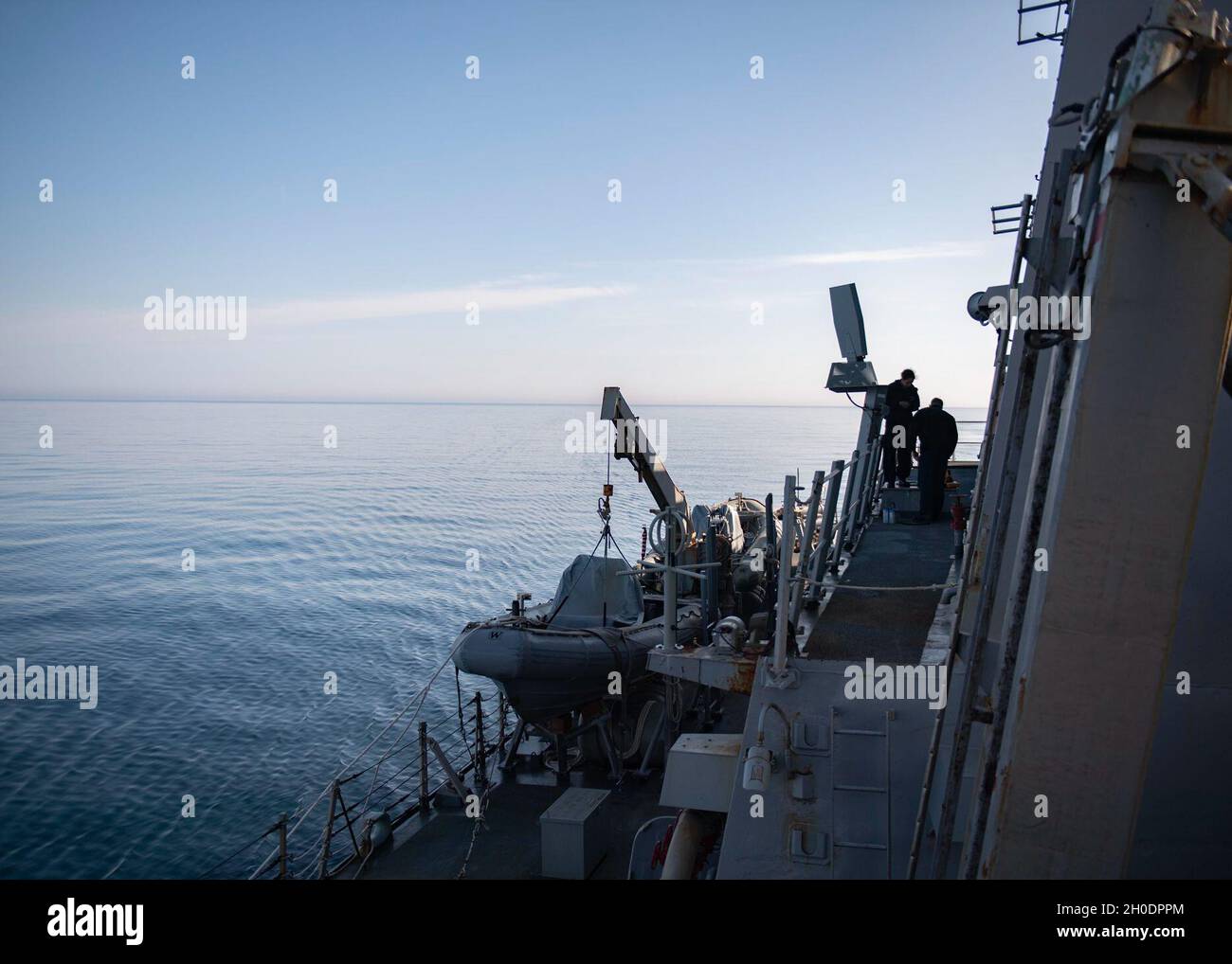 210204-N-RG171-0010 BLACK SEA (Feb. 4, 2021) Cryptologic Technician ...