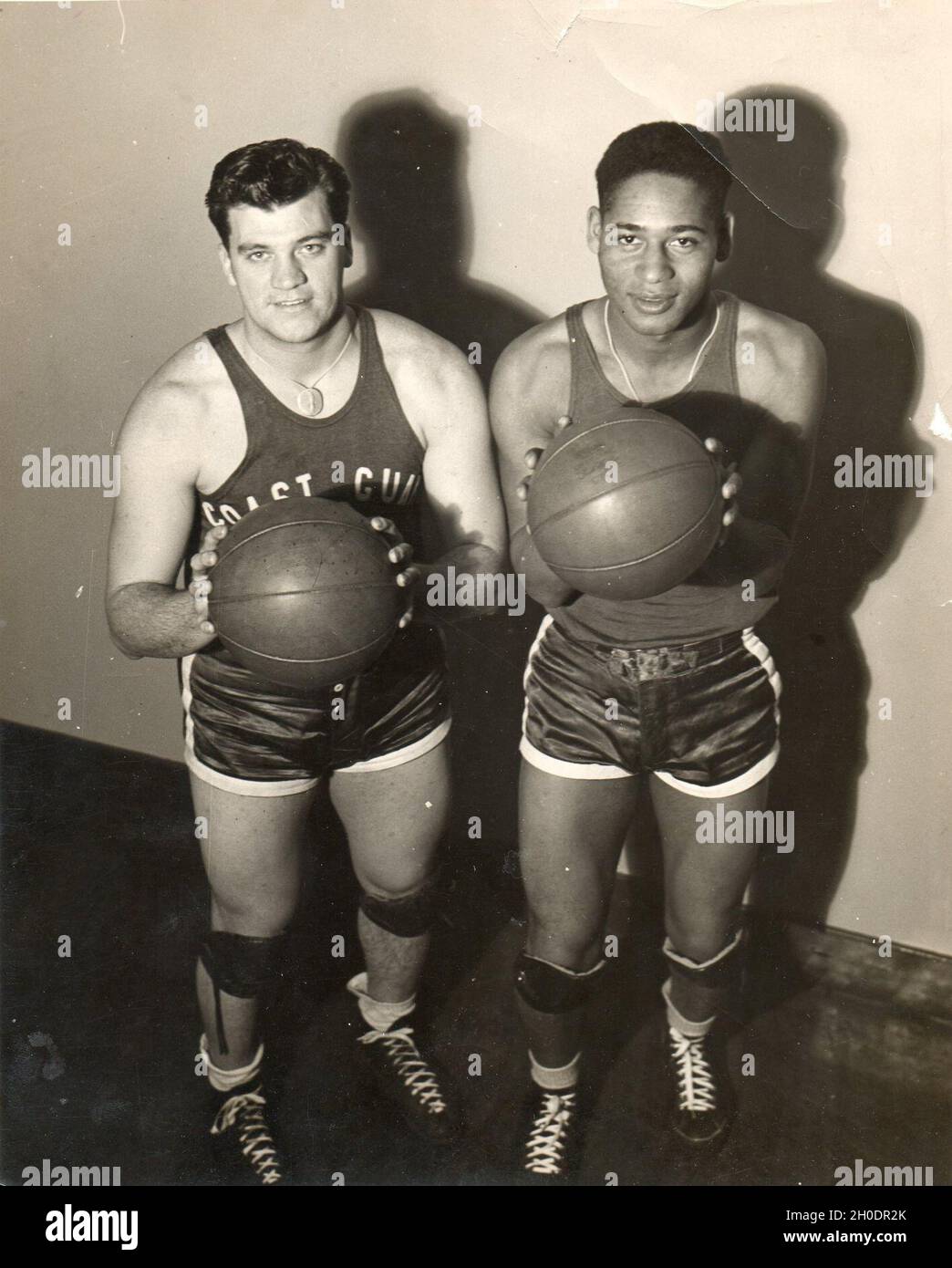 Emlen Tunnell was the first African American to play NFL football for ...