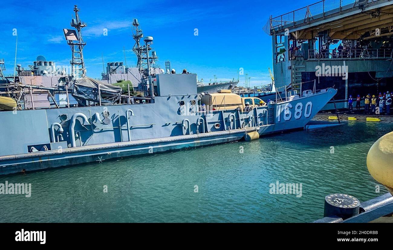 Port Hueneme, CA - Pacific Fleet Seabees from Naval Mobile Construction ...