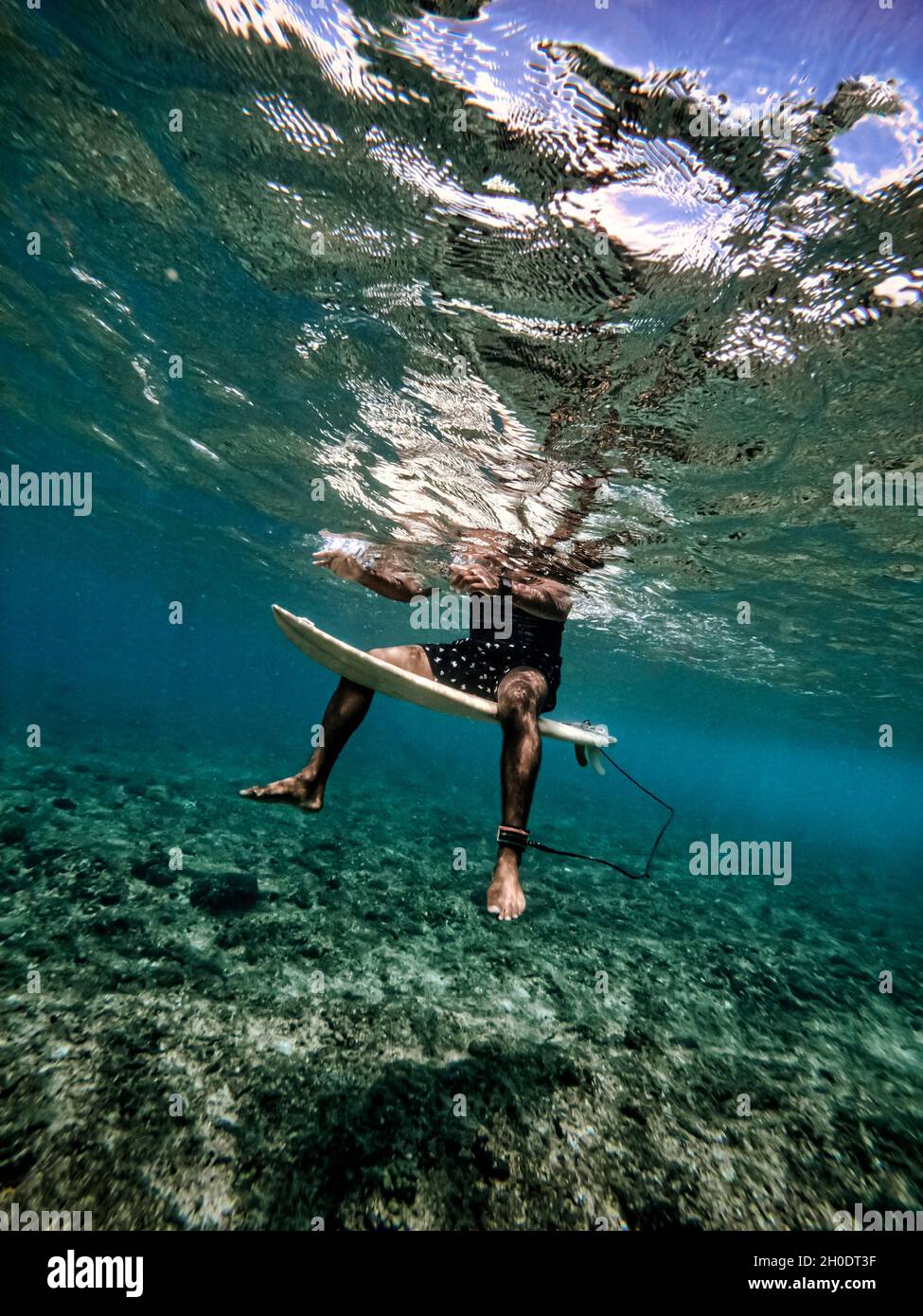 Underwater surf photography hi-res stock photography and images - Alamy