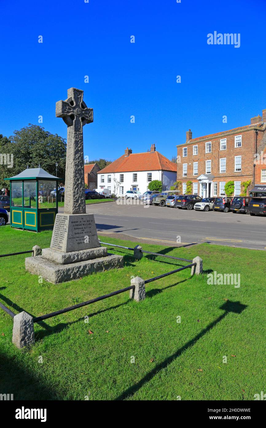 War memorial and Market Place, Burnham Market, Norfolk, England, UK ...