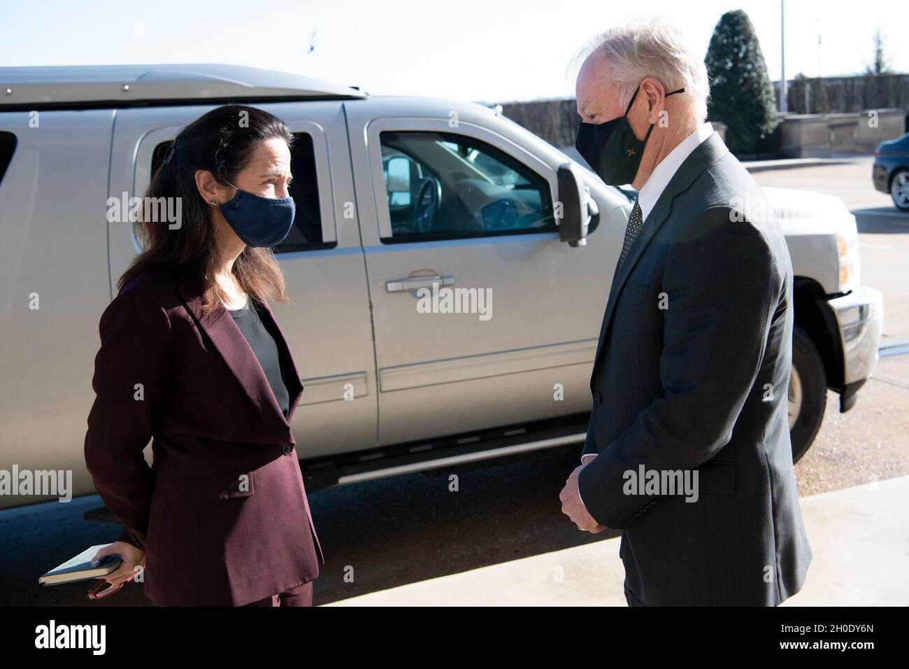 Avril d haines hi-res stock photography and images - Alamy