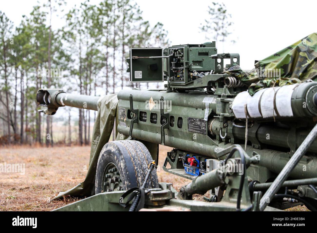 M777 hi-res stock photography and images - Alamy