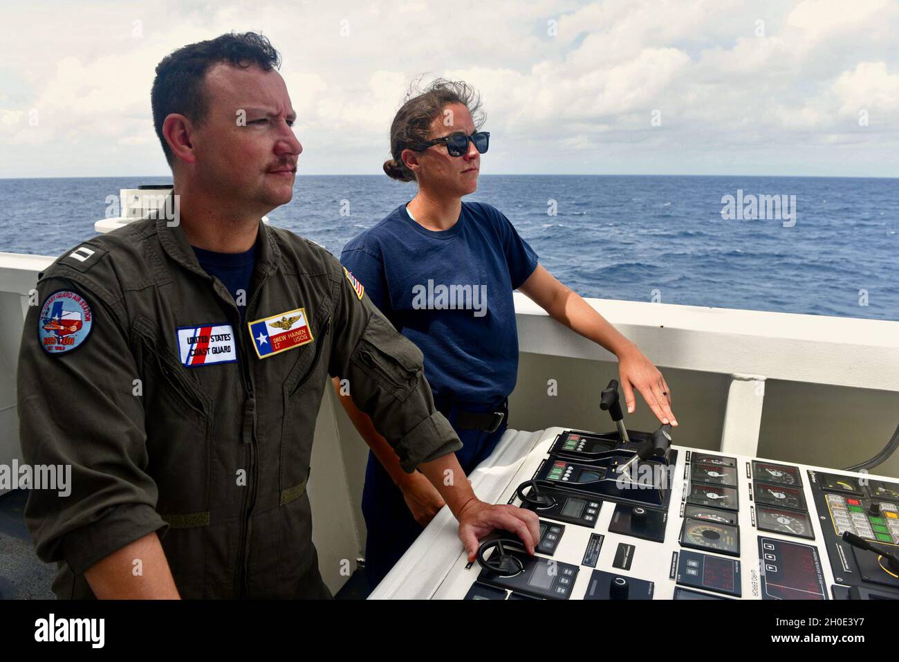 Port bridge wing hi-res stock photography and images - Alamy
