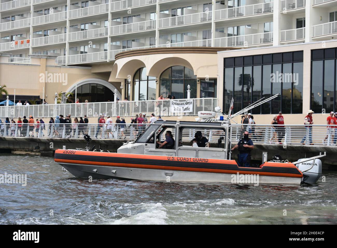 A 20-foot Response Boat-Small II crew from the Marine Safety Security ...