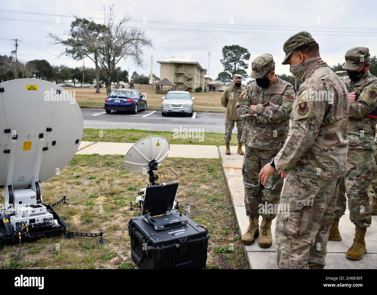 Airmen with the 919th Special Operations Communications Squadron ...