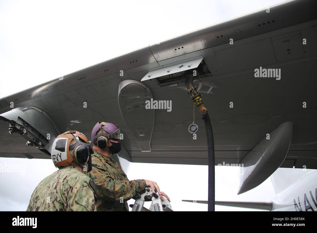 Marines with Marine Aerial Refueler Transport Squadron (VMGR) 152 and ...