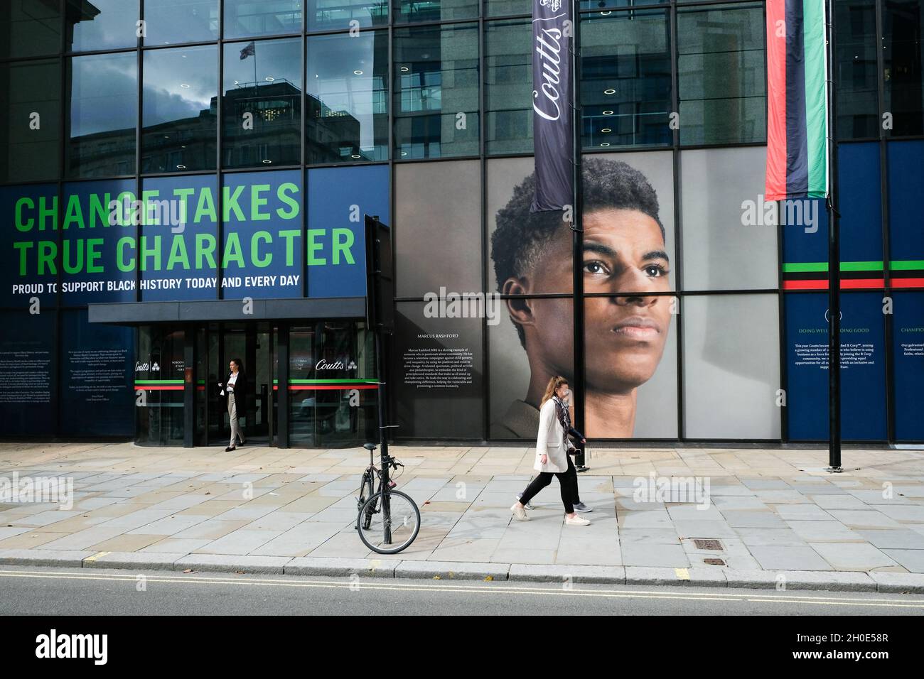 Marcus rashford mbe hi-res stock photography and images - Alamy