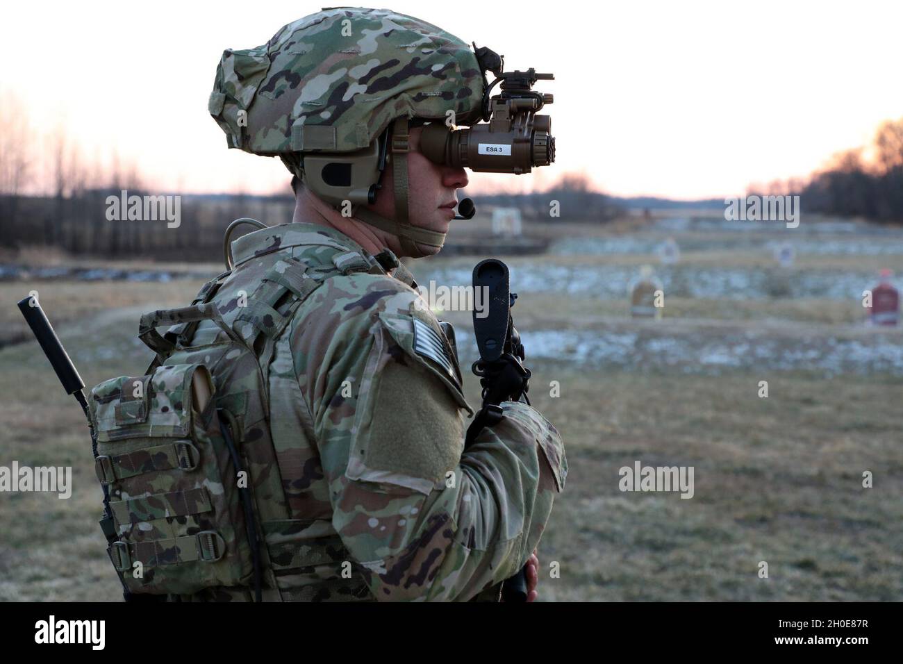 Enhanced night vision goggle hi-res stock photography and images - Alamy