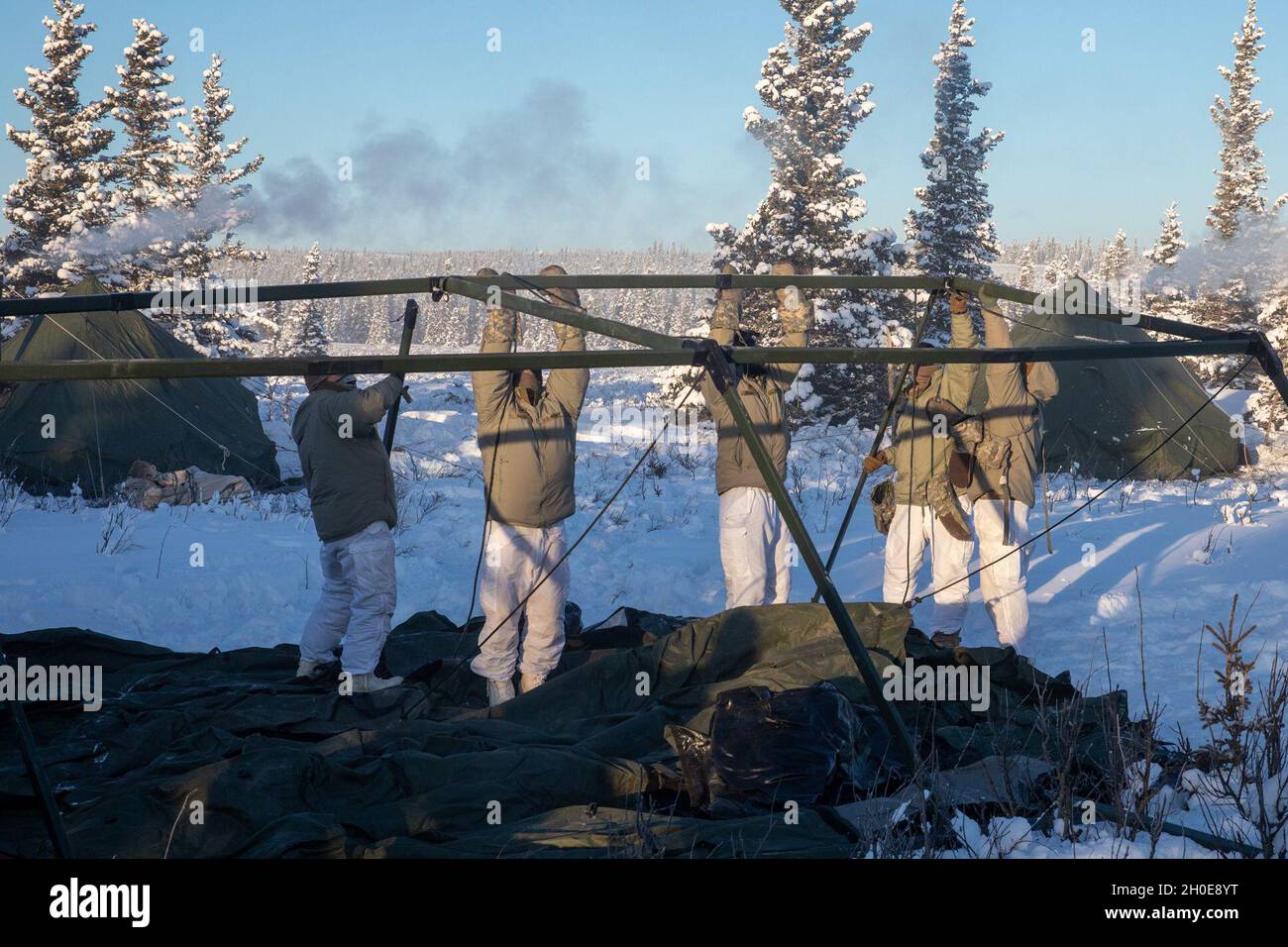 Paratroopers with 4th Infantry Brigade Combat Team (Airborne), 25th ...