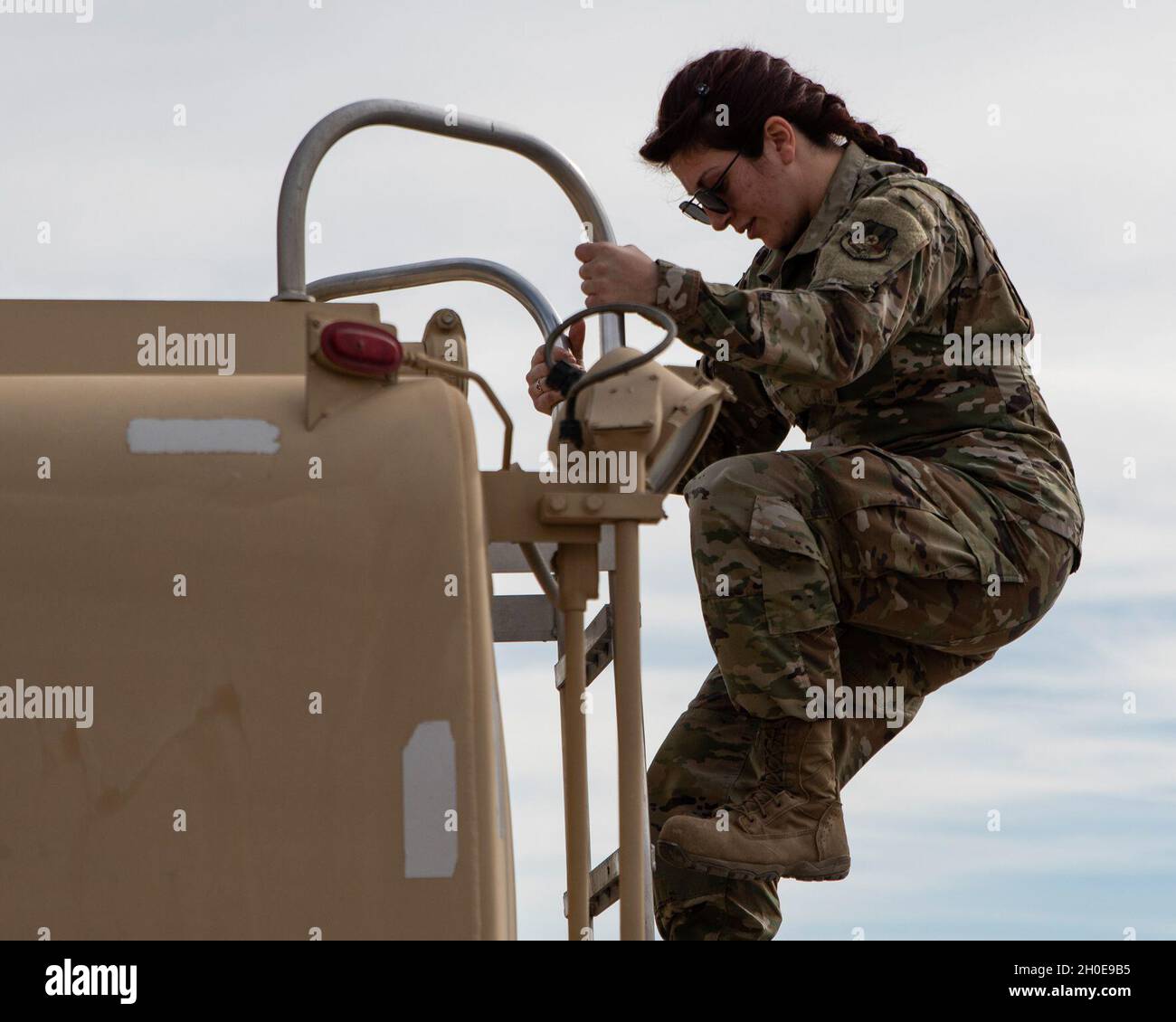 U.S. Air Force Airmen assigned to the 386th Expeditionary Logistics ...