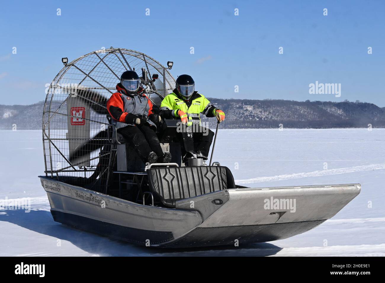 U.S. Army Corps of Engineers, St. Paul District Survey Technicians Dan ...
