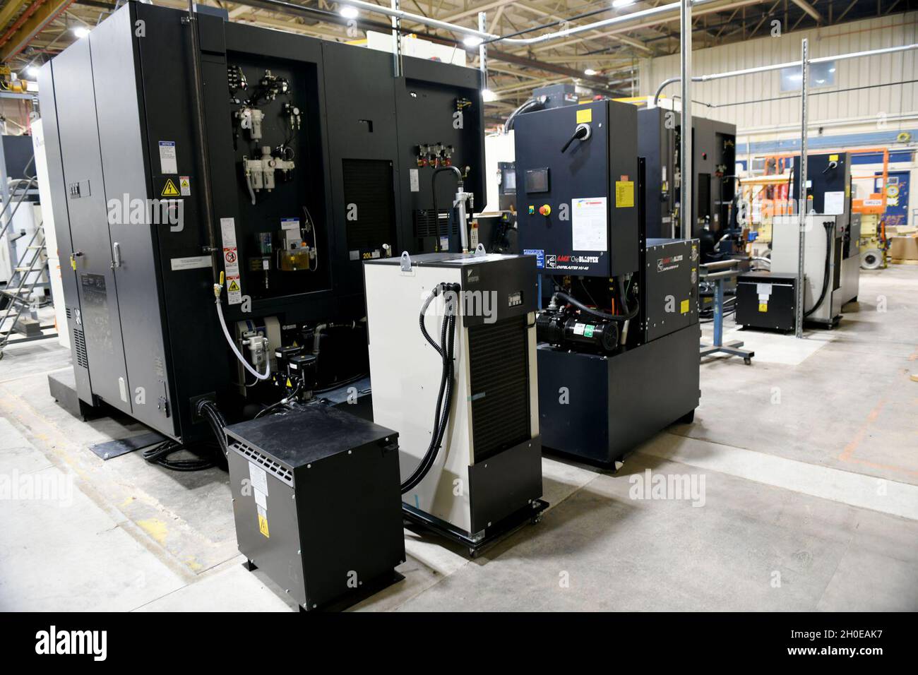 402nd Aircraft Maintenance Group High Resolution Stock Photography and ...