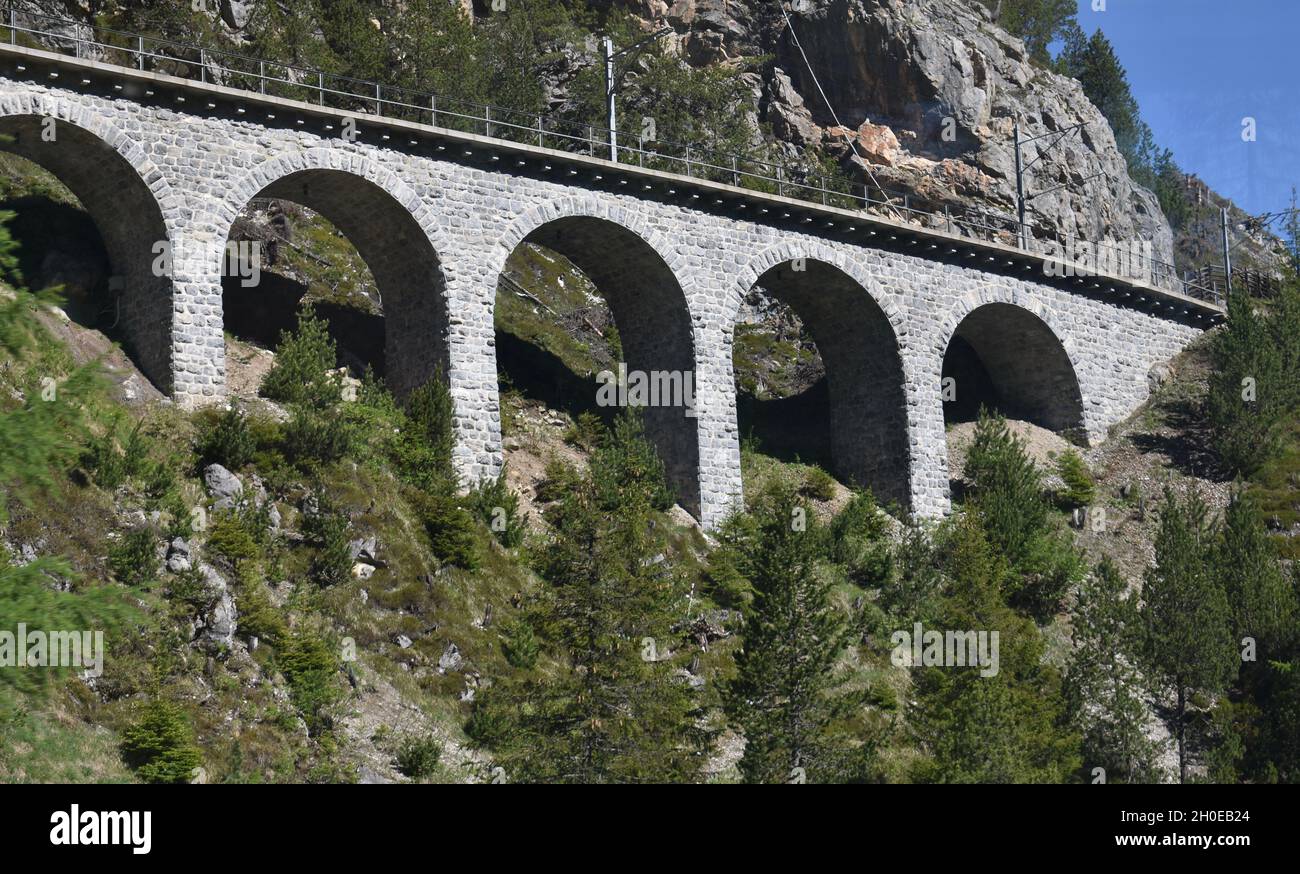 Stone train bridge Stock Photo - Alamy