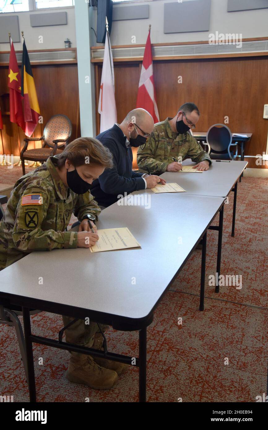 Maj gen diana holland hi-res stock photography and images - Alamy