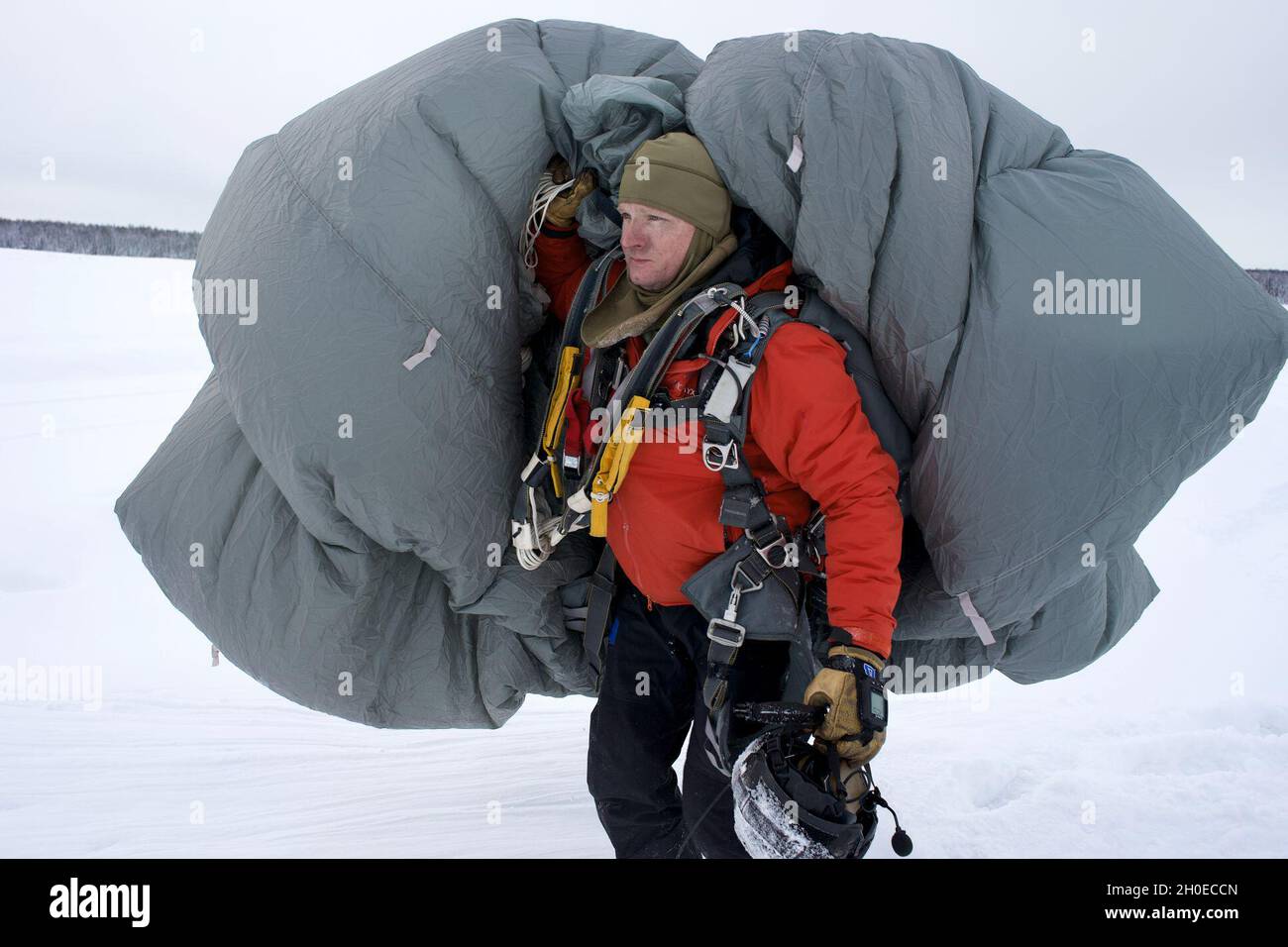 Alaska Air National Guard Senior Master Sgt. Jeffrey Hamilton, 212th ...
