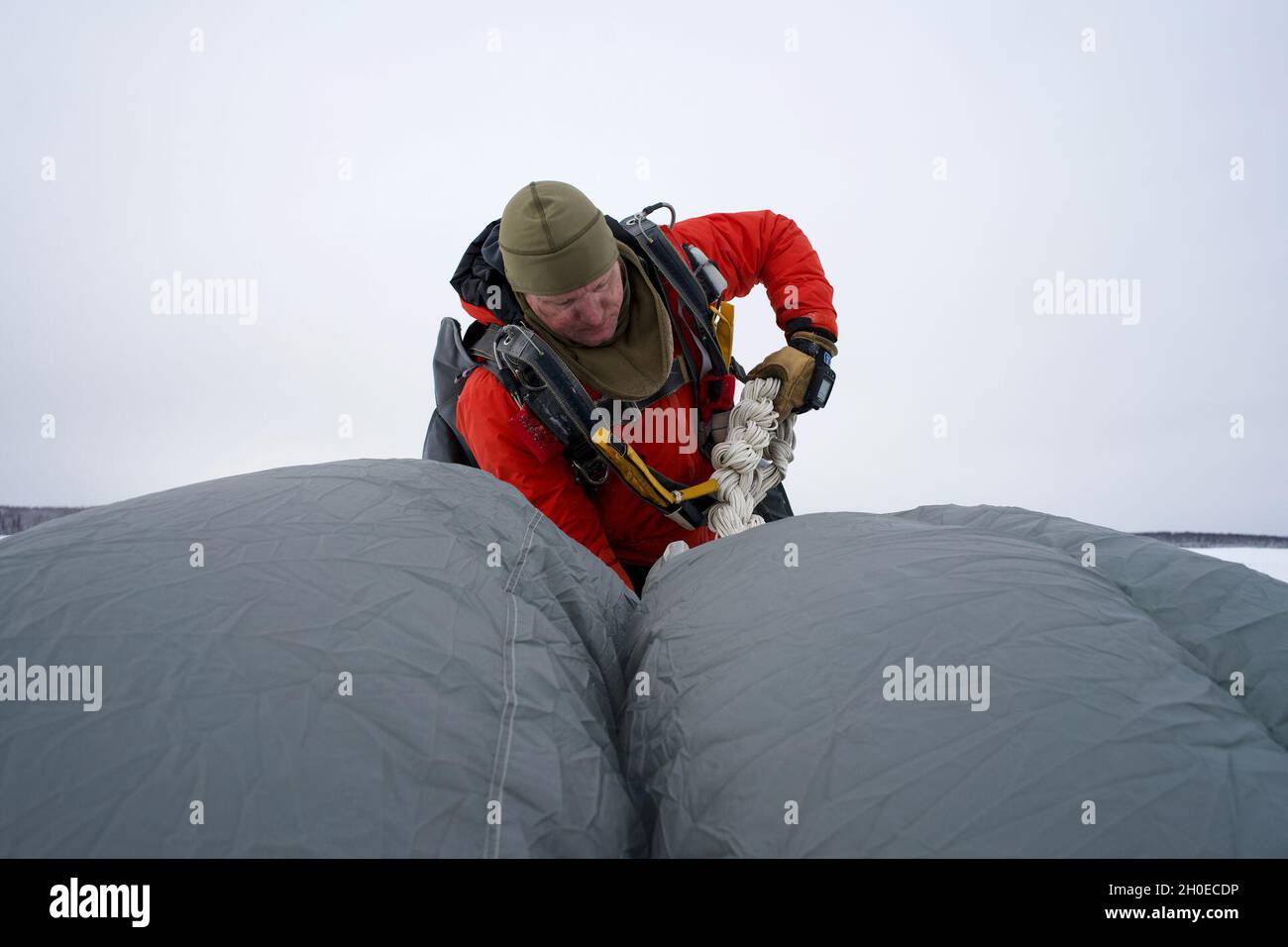 Alaska Air National Guard Senior Master Sgt. Jeffrey Hamilton, 212th ...