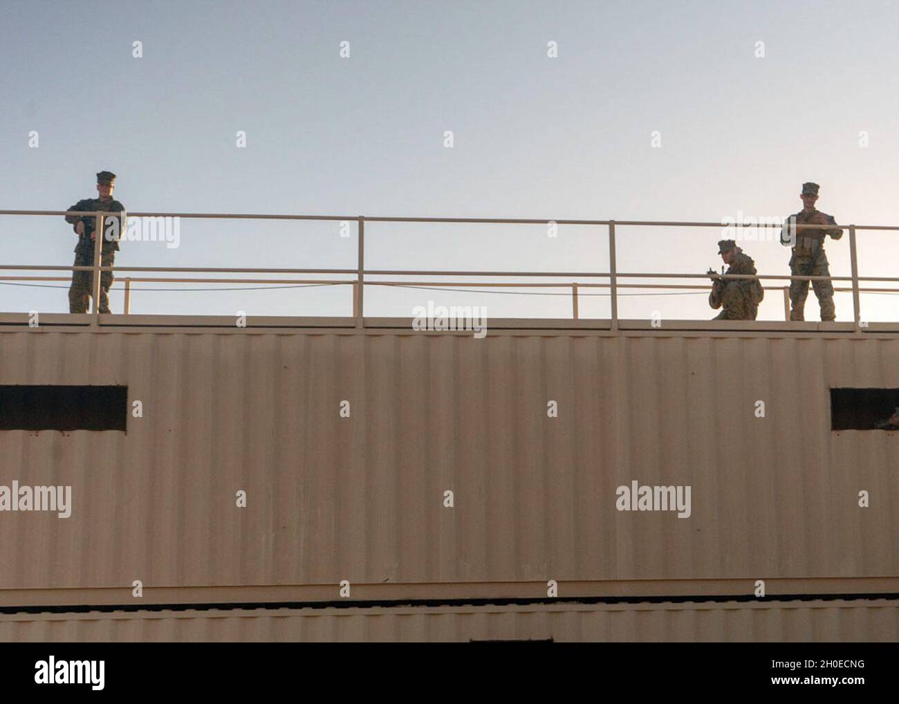 U.S. Marines with Marine Aviation Logistics Squadron 13 (MALS-13 ...