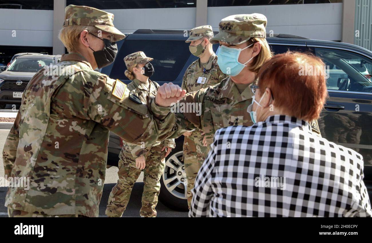 U.S. Army Lt. Gen. Laura J. Richardson (right), commanding general of ...