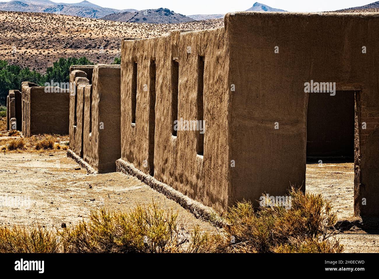 Fort Churchill Buildings - A line of historical buildings at Fort ...