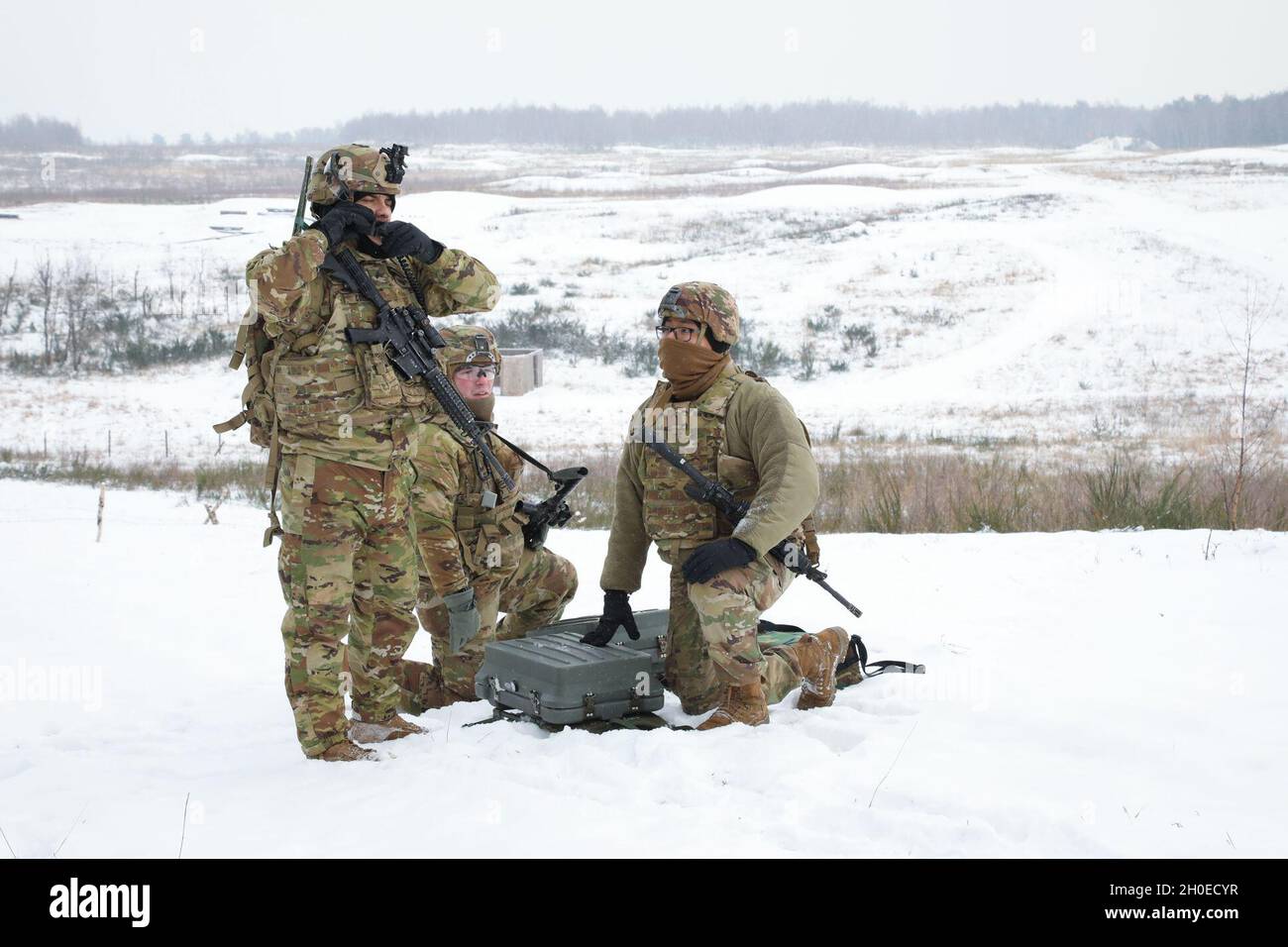 U.S. Soldiers assigned to 2nd platoon, Alpha Company, 91st Brigade ...