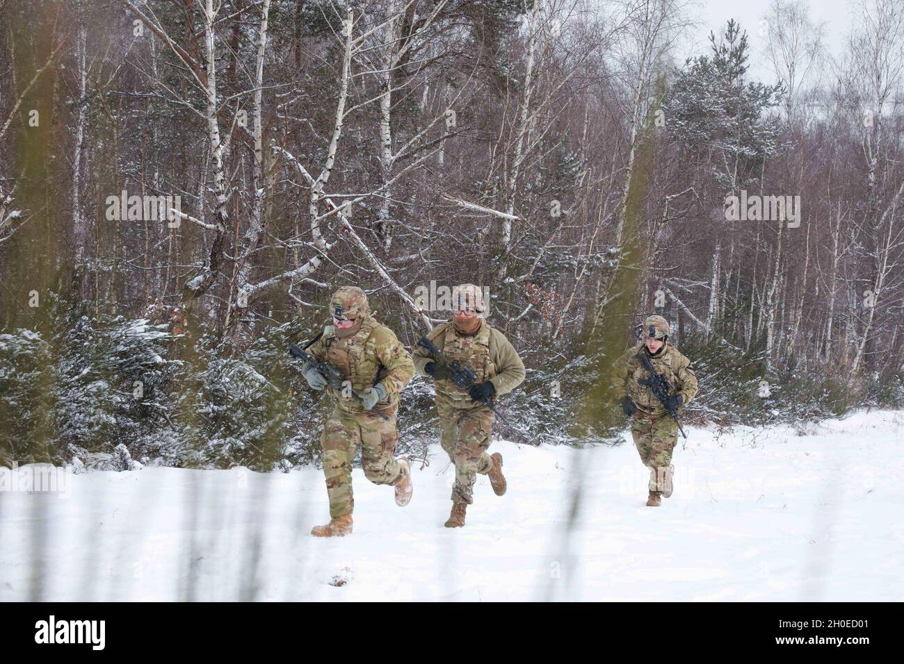 U.S. Soldiers assigned to 2nd platoon, Alpha Company, 91st Brigade ...