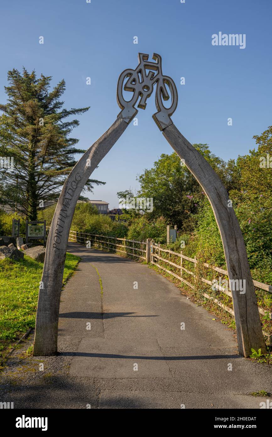 Wooden arch over cycle path on Britannia Terrace between Porthmadog and ...