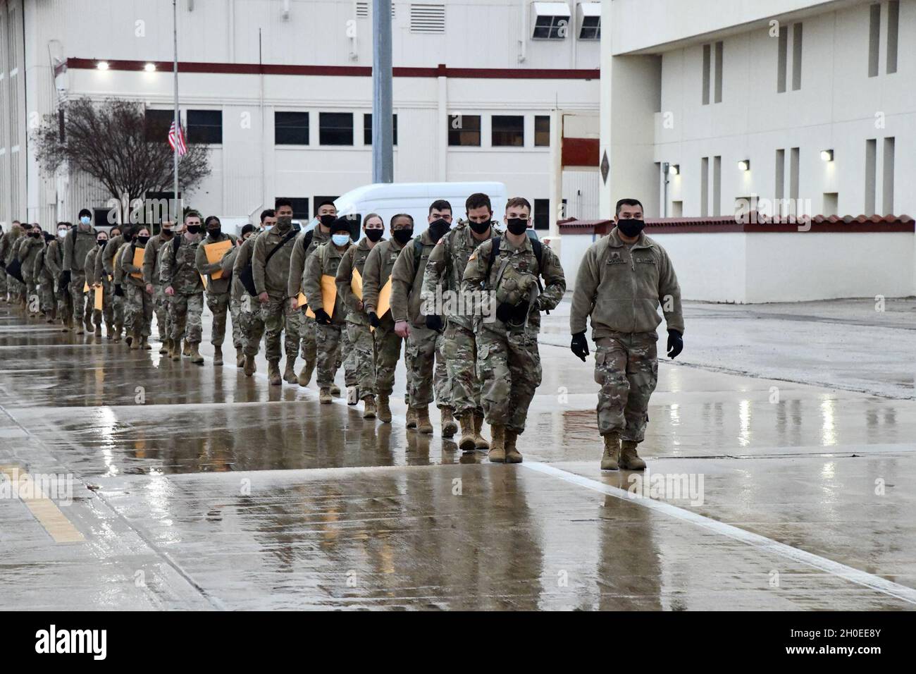 Walk in a military manner hi-res stock photography and images - Alamy