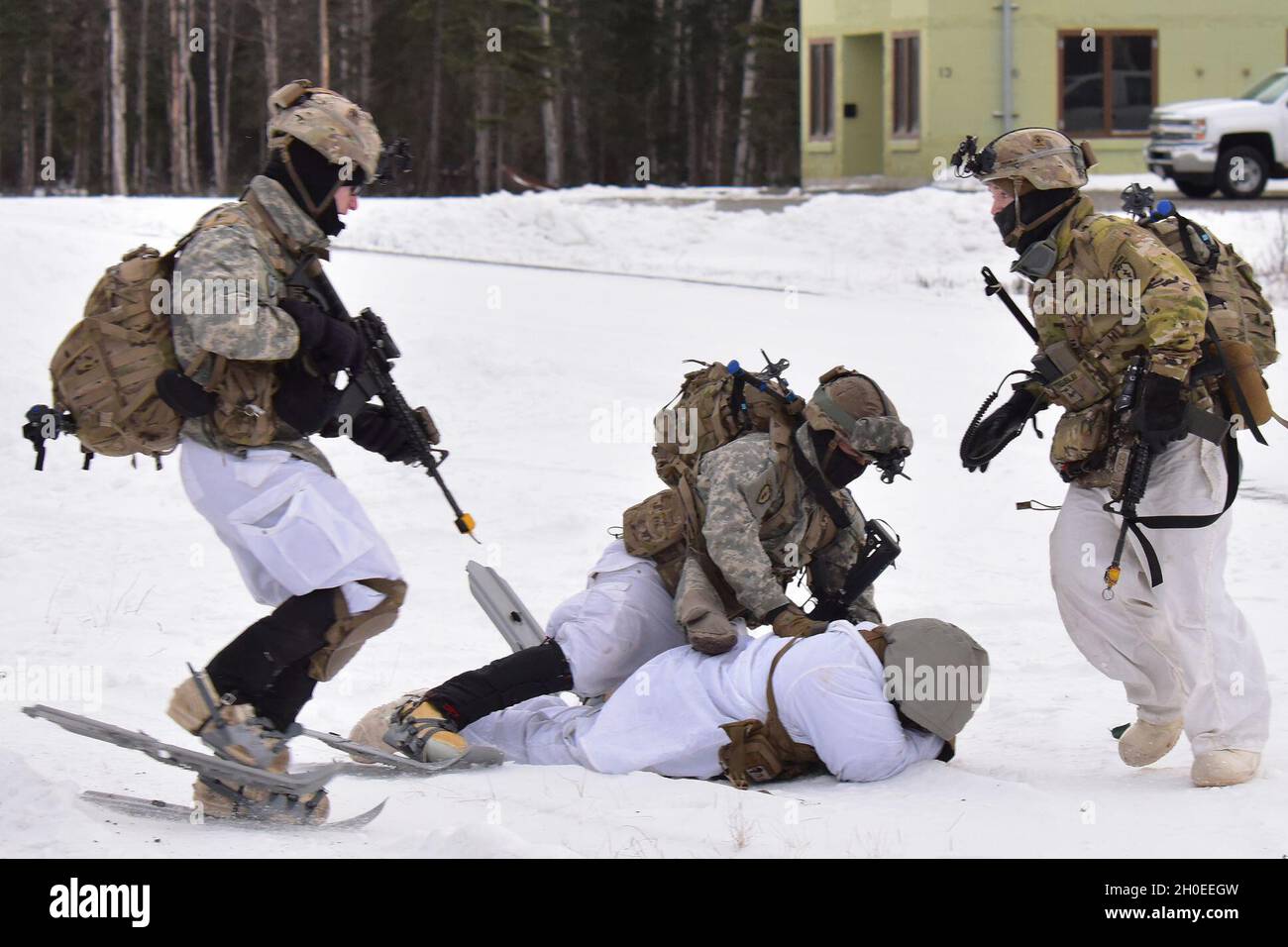 Paratroopers from C Company, 3rd Battalion, 509th Parachute Infantry ...