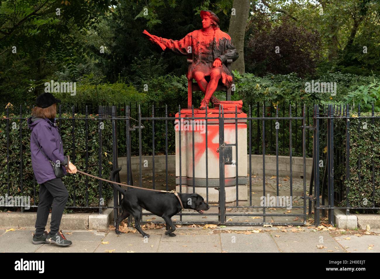 12/10/2021. London, UK. Extinction Rebellion Youth Solidarity ...
