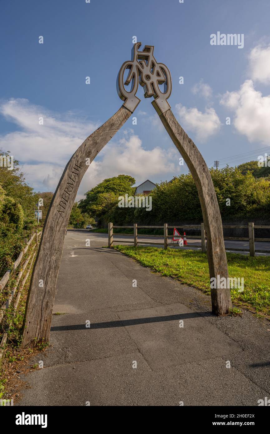 Wooden arch over cycle path on Britannia Terrace between Porthmadog and ...