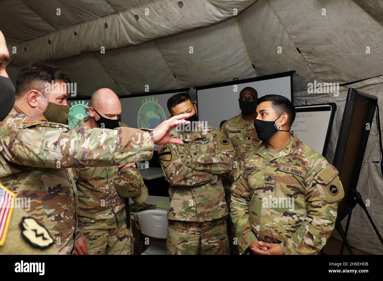Command sergeant major jerry l dodson hi-res stock photography and ...