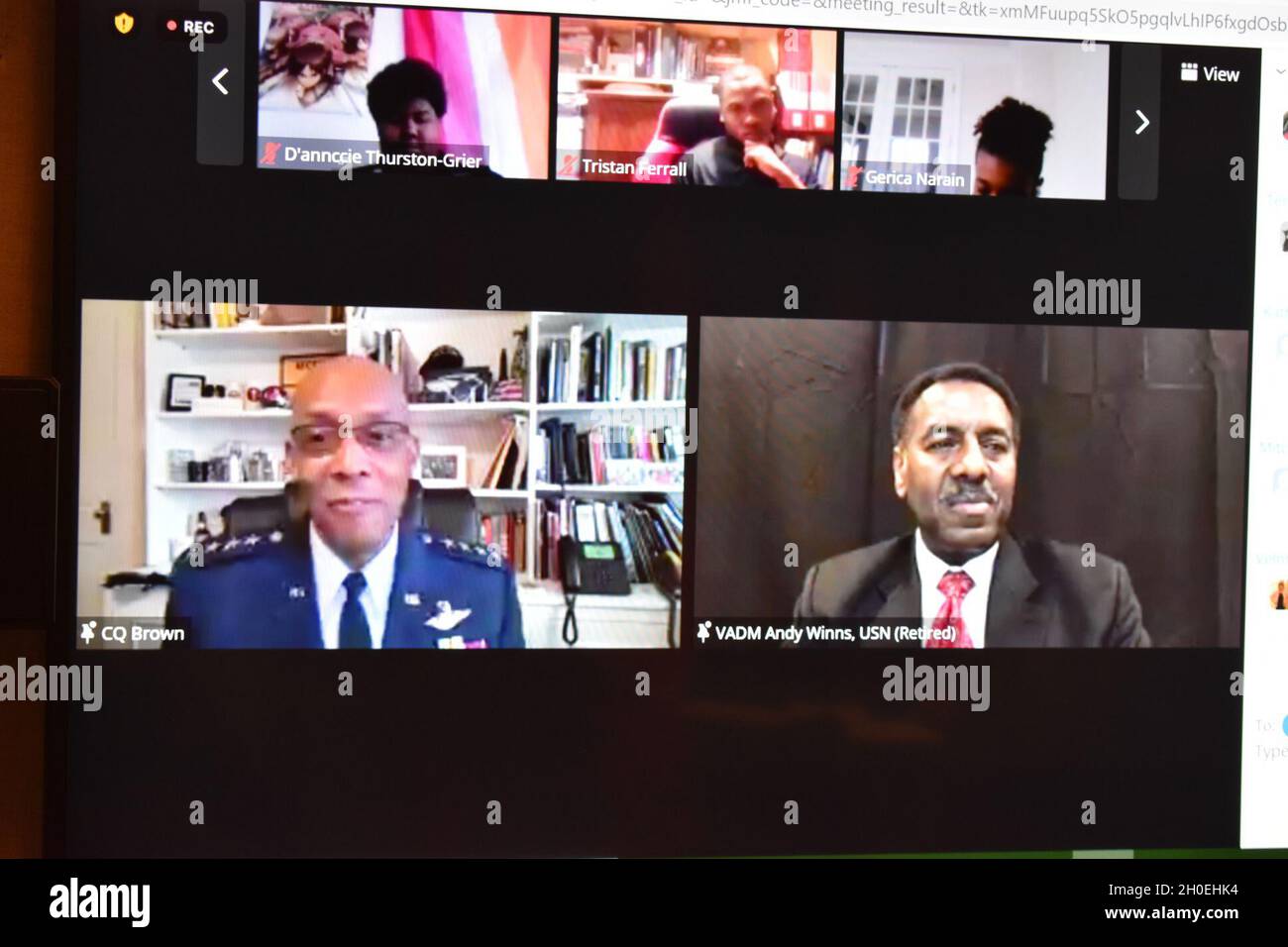 Army Deputy Chief of Staff G-6 Lt. Gen. John Morrison and Chief ...