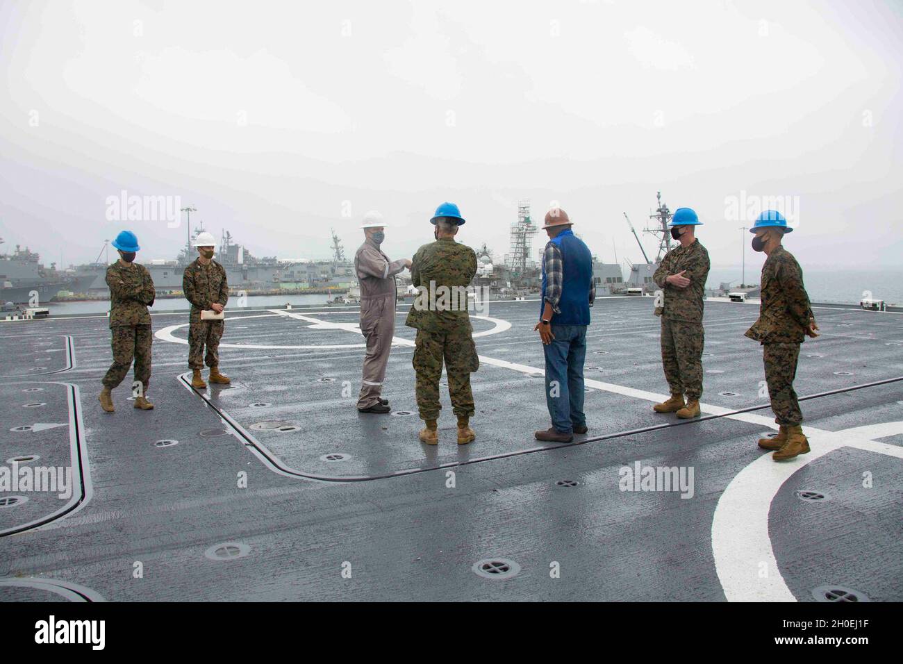 U.S. Marine Corps Maj. Gen. Christopher J. Mahoney, commanding officer ...