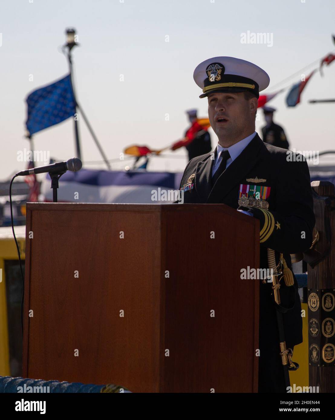 210216-N-KY668-1030 NAVAL STATION MAYPORT, Fla. (February 16, 2021) Lt ...
